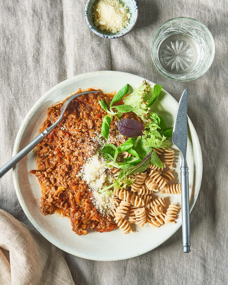 Pasta med kødsauce og kidneybønner - Sense opskrift